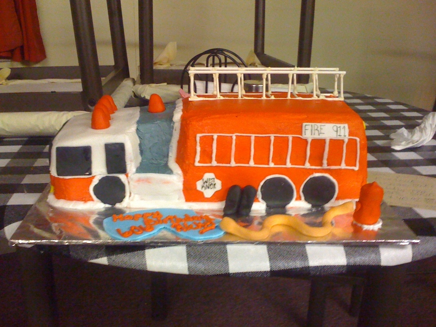 Fire Truck - CakeCentral.com
