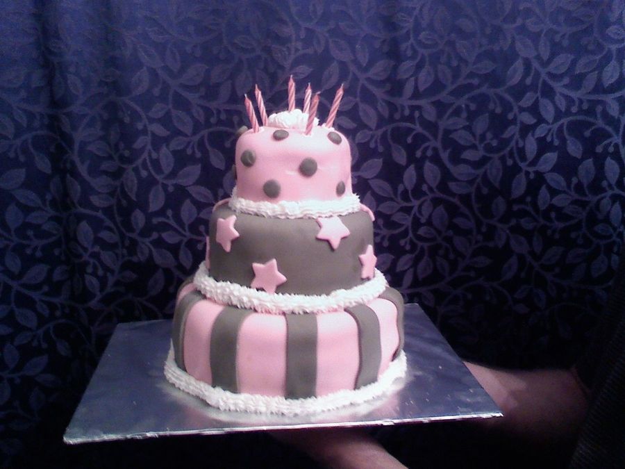 Sarah's Cake - CakeCentral.com