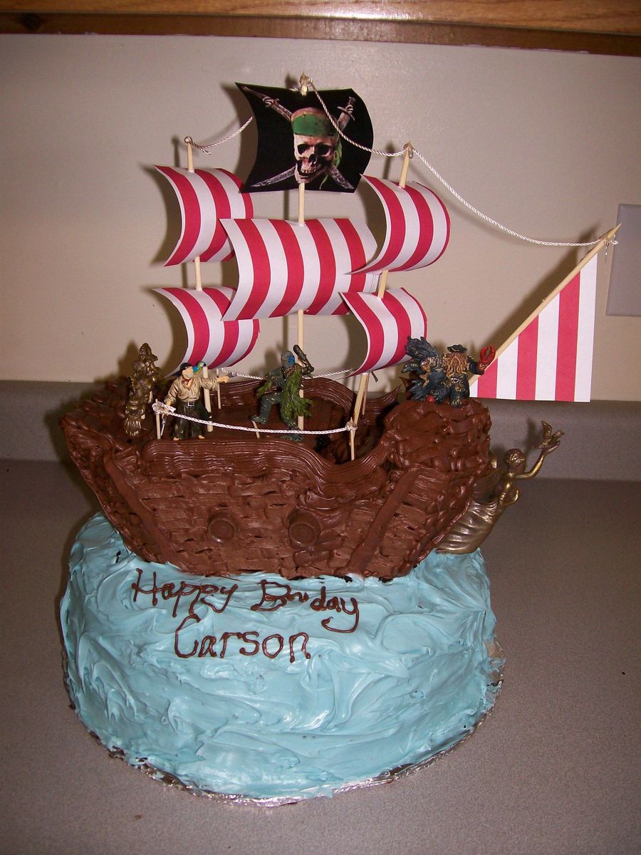 Pirate Ship Cake - CakeCentral.com
