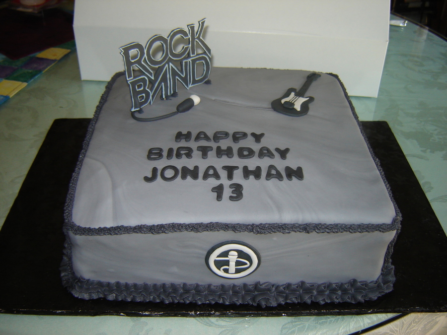 Rock Band Birthday Cake - CakeCentral.com