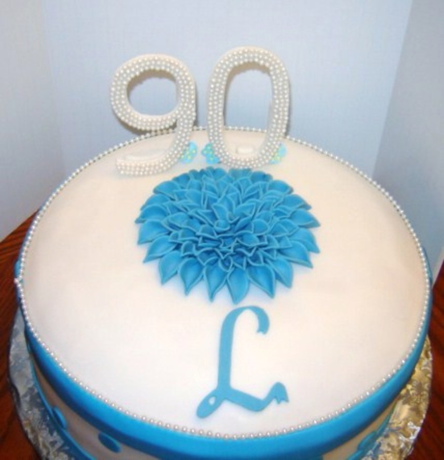 Hat Box 90Th Birthday Cake - CakeCentral.com