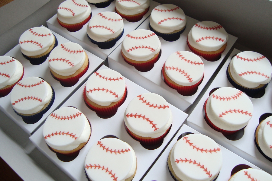 Baseball Cupcakes - CakeCentral.com