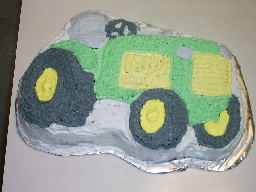 John Deer Tractor - CakeCentral.com