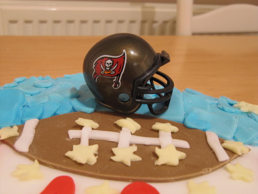 40Th Birthday - Tampa Bay Buccaneers - CakeCentral.com
