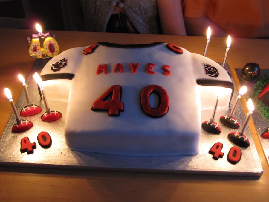 Tampa Bay Buccaneers Shirt - 40Th Birthday - CakeCentral.com