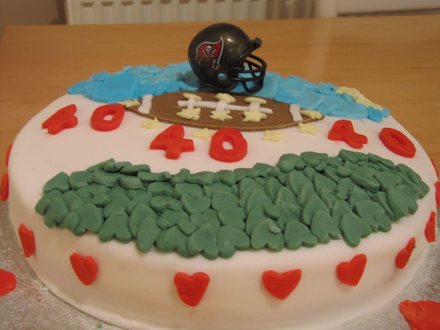 40Th Birthday - Tampa Bay Buccaneers - CakeCentral.com