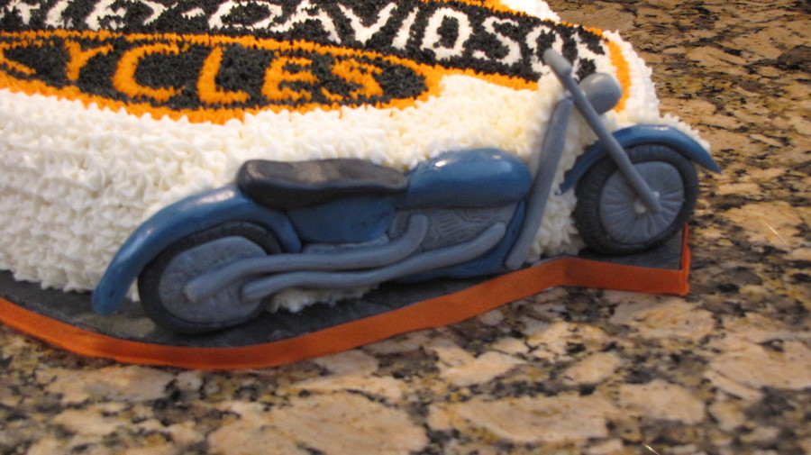 Harley Davidson - CakeCentral.com