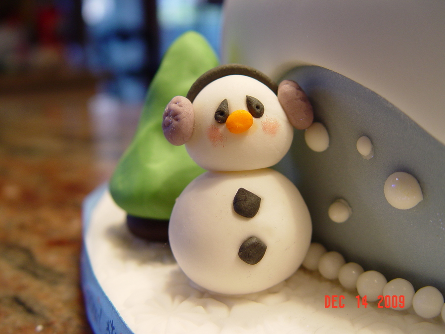 Snowman Cake - CakeCentral.com