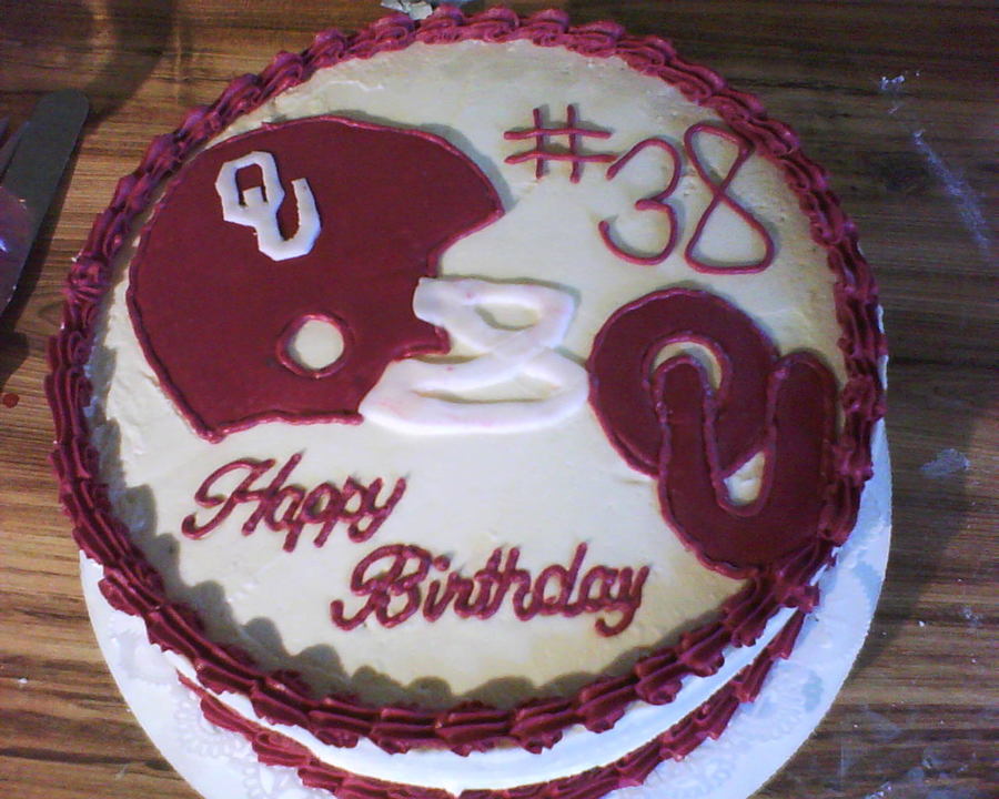 Ou Football Cake - CakeCentral.com