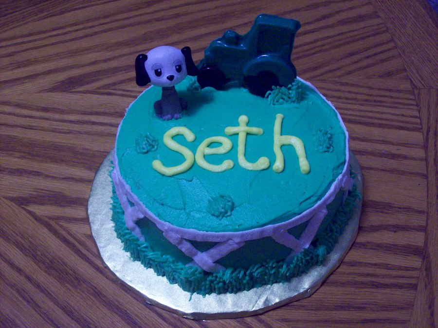 Mini John Deere Cake - CakeCentral.com