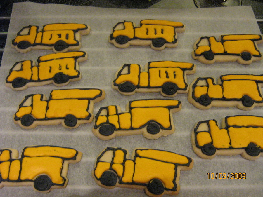Dump Truck Cookies - CakeCentral.com