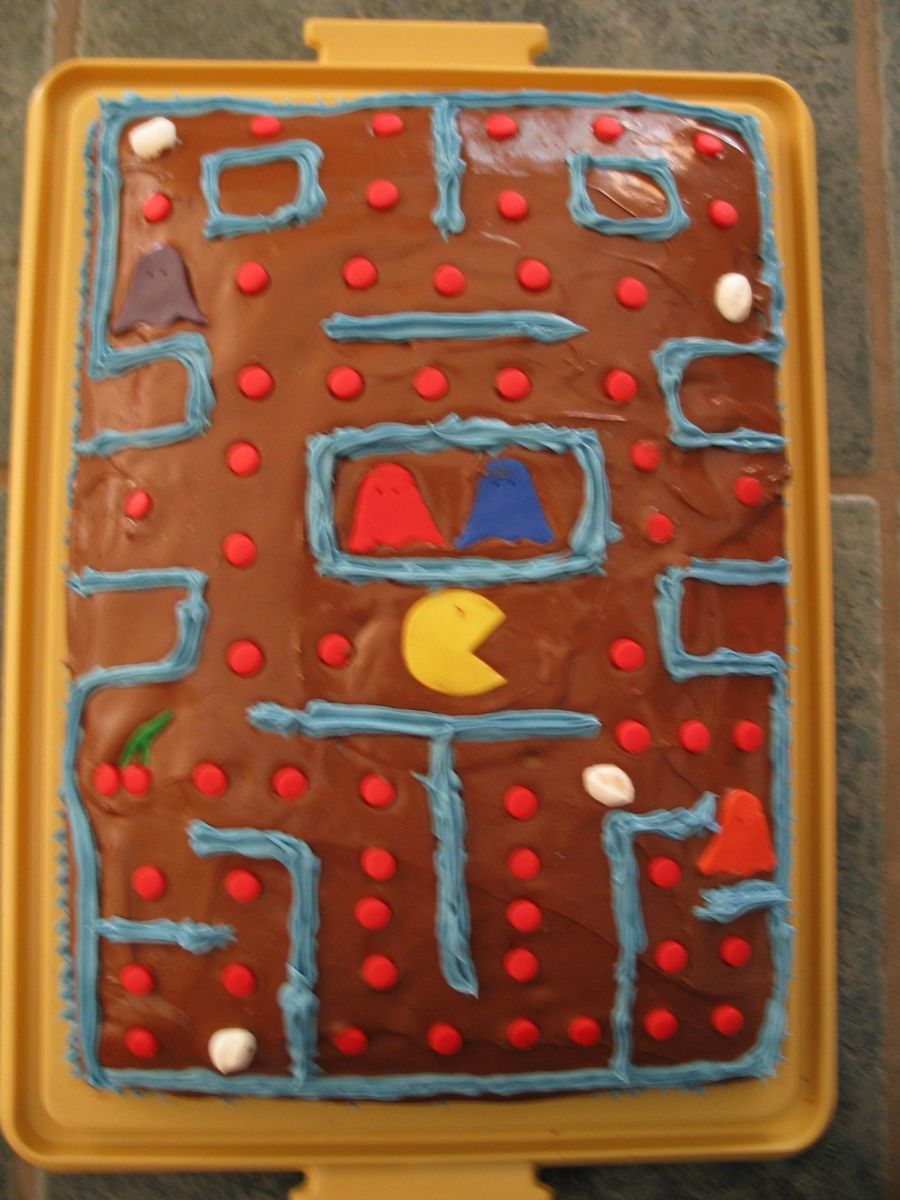 Pacman Cake - CakeCentral.com