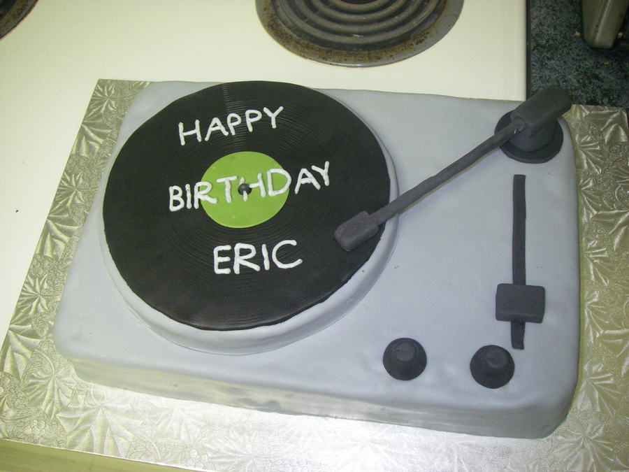 Turntable Birthday Cake - CakeCentral.com