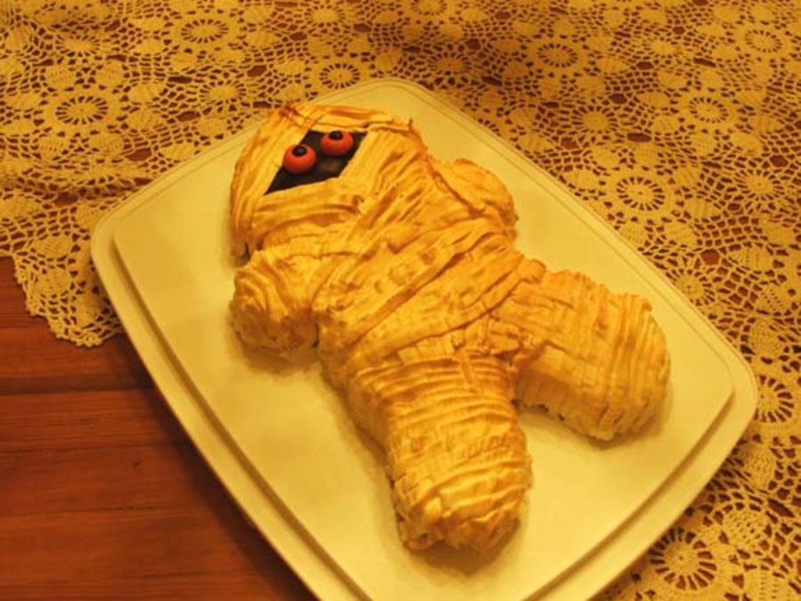 Evidence Fount Of Ancient Egyptian Gingerbread Man - CakeCentral.com