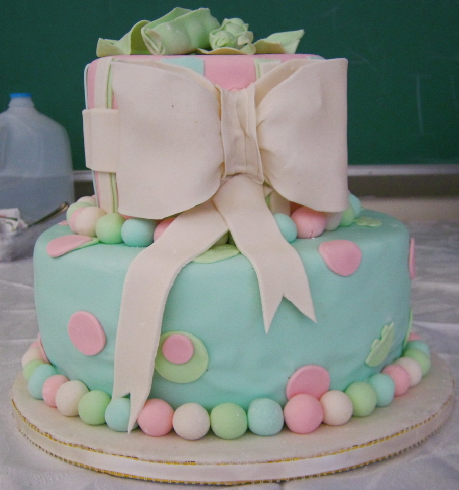 Pea Pod Baby Shower Cake - CakeCentral.com