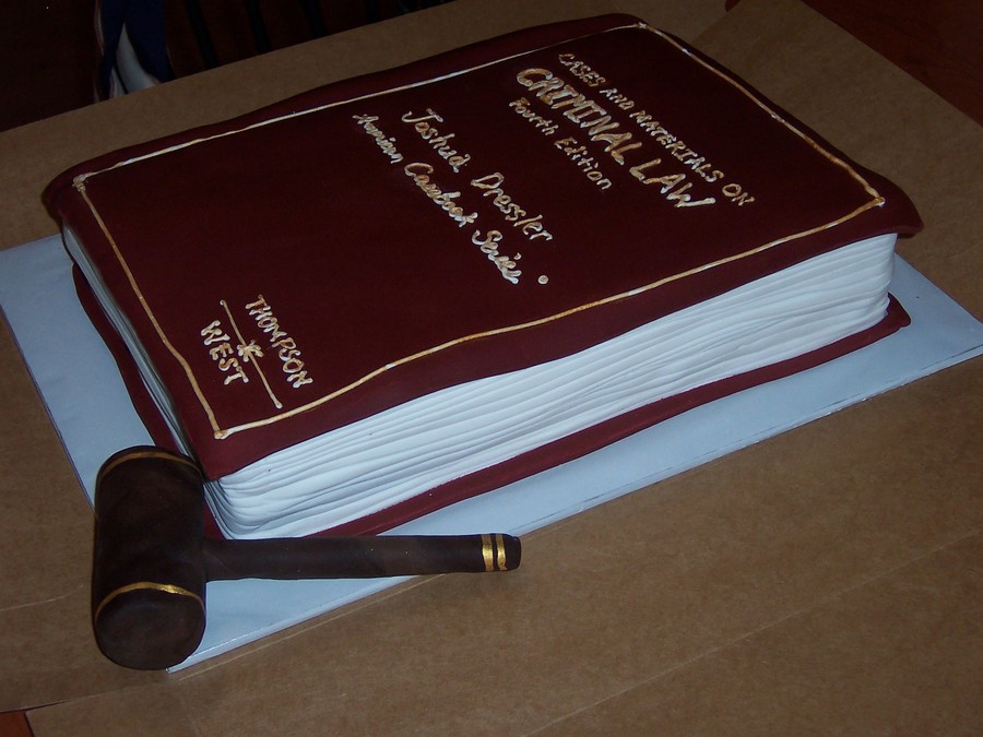 Law School Graduation Cake - CakeCentral.com