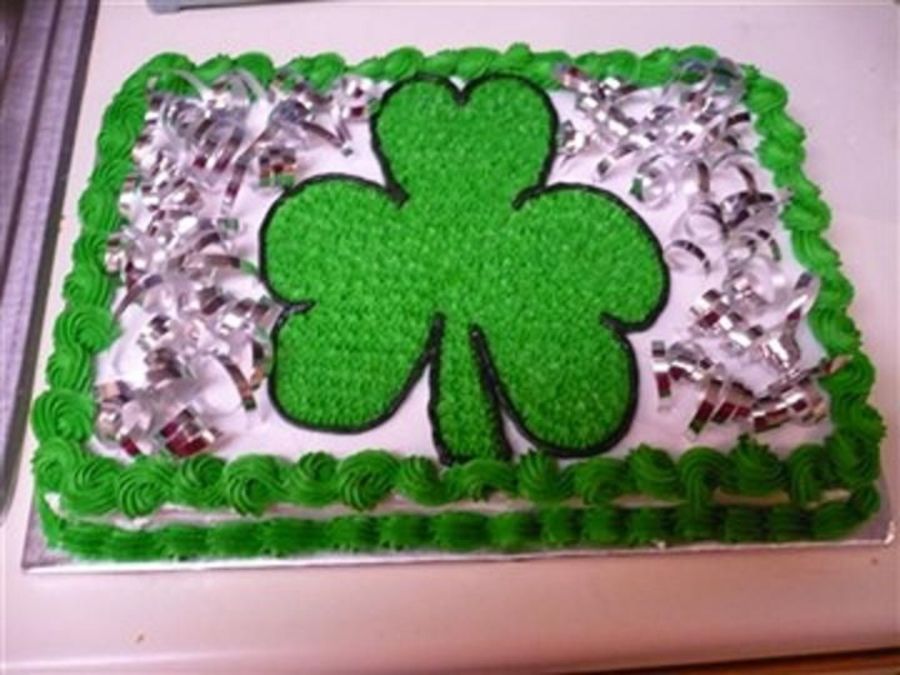 Shamrock - CakeCentral.com