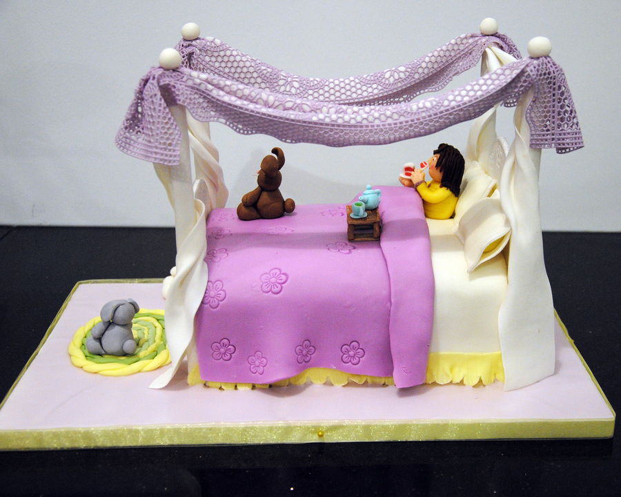 Canopy Bed Cake - CakeCentral.com