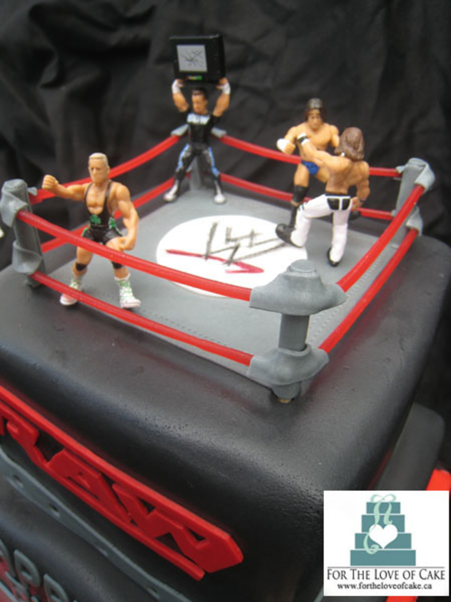 Wwe Raw Wrestling Cake Toronto - CakeCentral.com