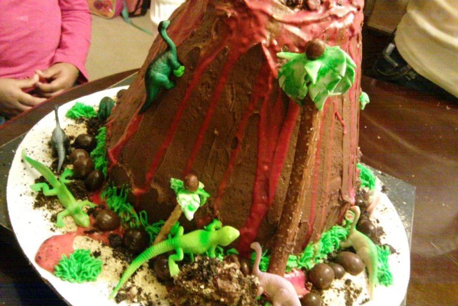 Volcano Cake - CakeCentral.com