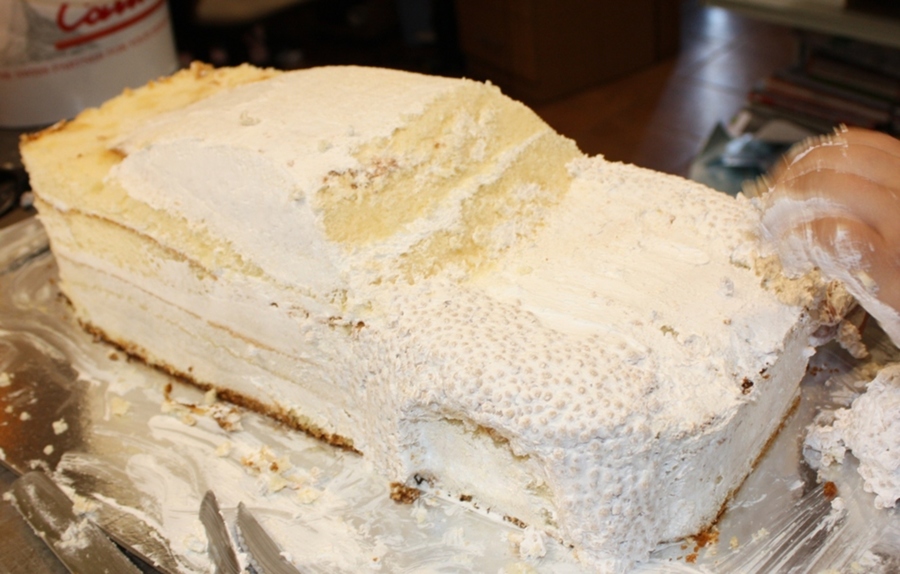 Maserati Cake - CakeCentral.com