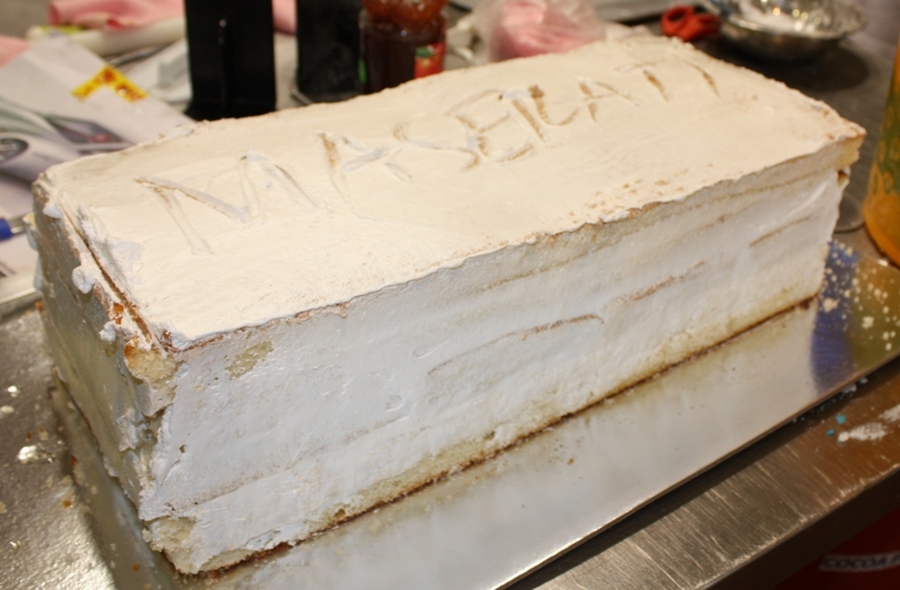 Maserati Cake - CakeCentral.com
