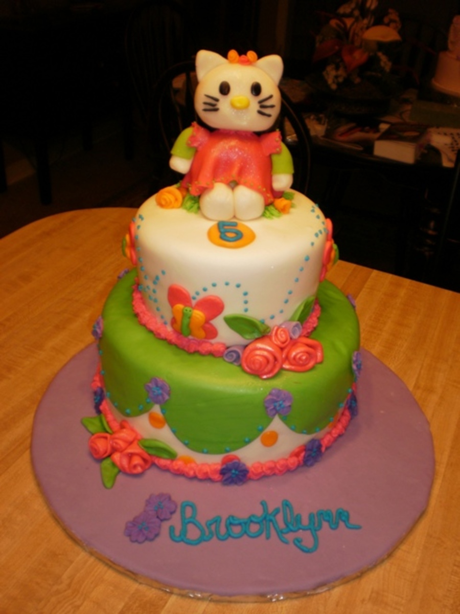 Hello Kitty Tiered Cake - CakeCentral.com