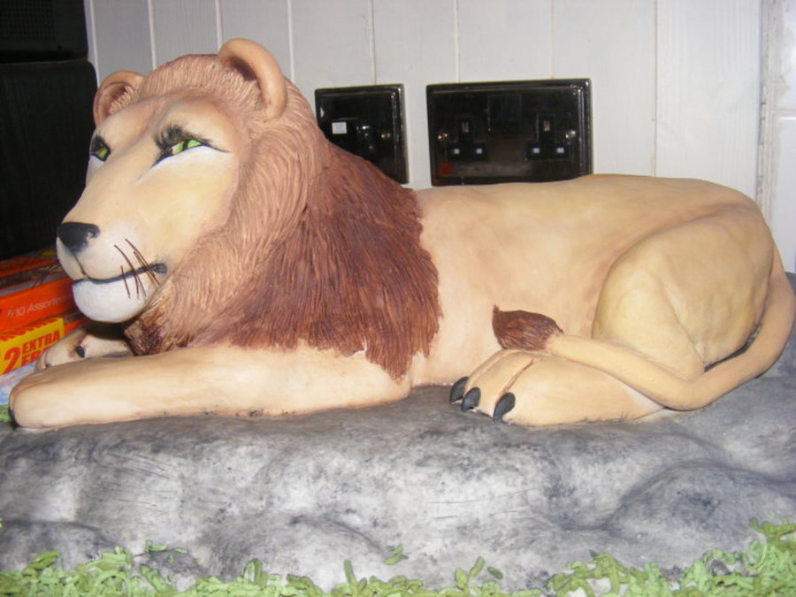 Lion - CakeCentral.com