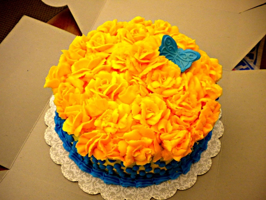 Yellow Roses Birthday Cake - CakeCentral.com