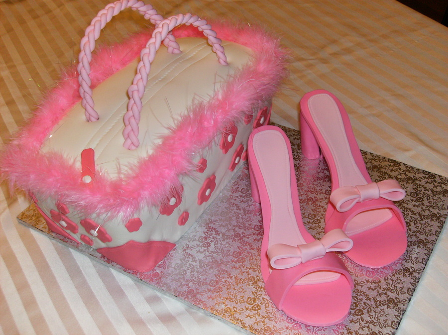 Pretty In Pink! - CakeCentral.com