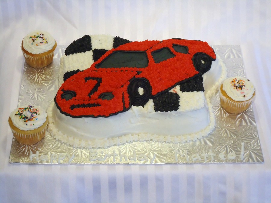 Race Car With Cupcakes - CakeCentral.com