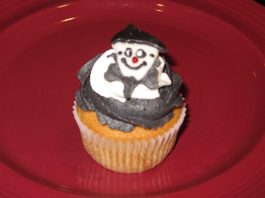 Mime Cupcakes For Drama Club - CakeCentral.com