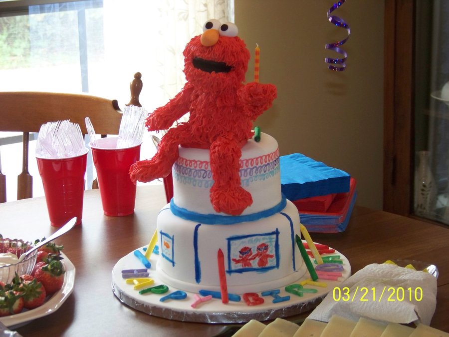 Elmo's World - CakeCentral.com