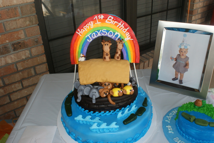 Noah's Ark 1St Birthday - CakeCentral.com