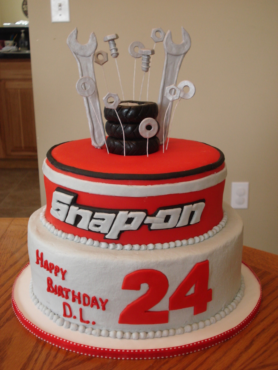 Snap On Tools Cake - CakeCentral.com