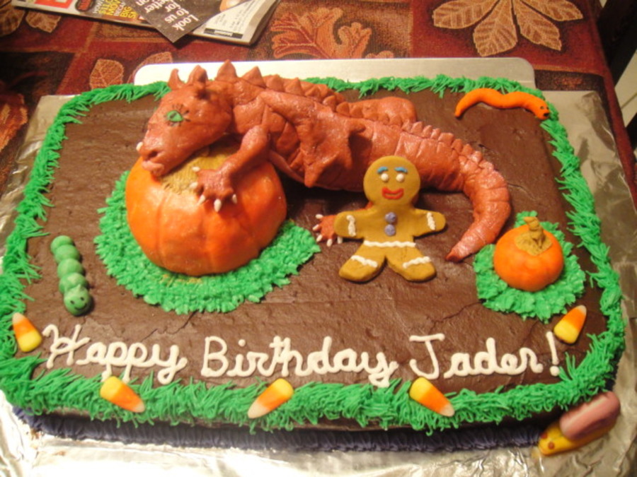 Shrek Cake - CakeCentral.com