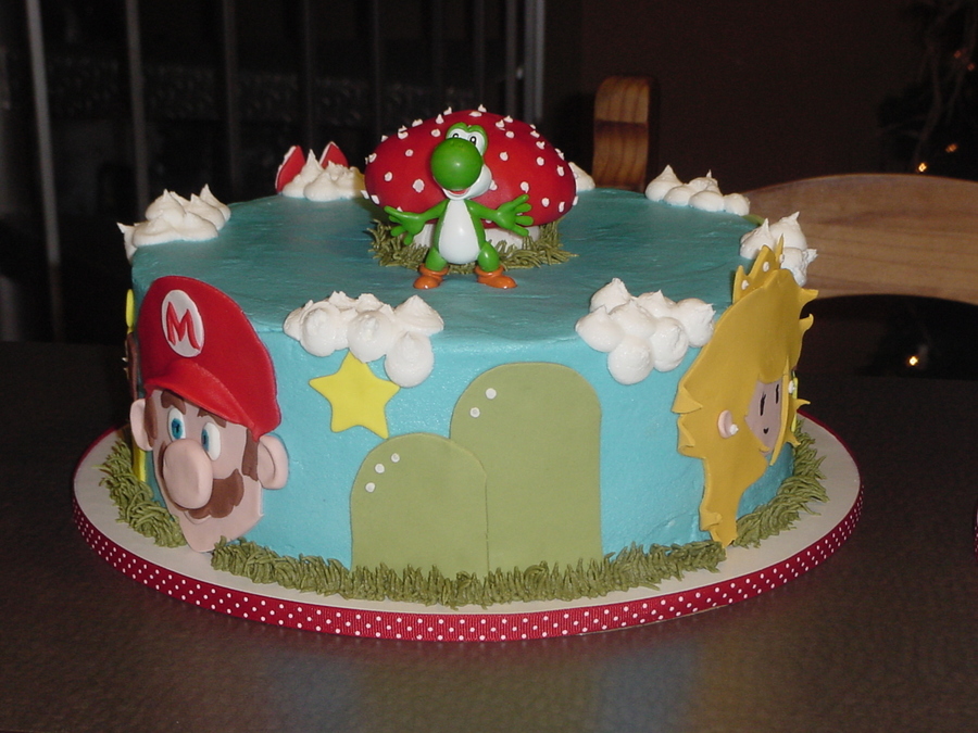 Mario And Princess Peach - CakeCentral.com