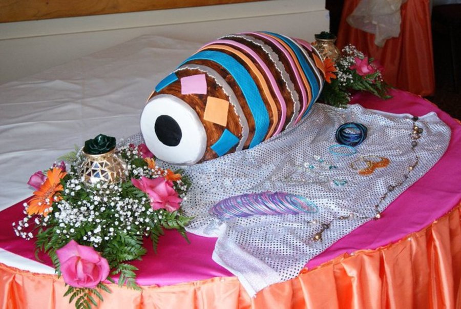 Dholki Cake / Dhol Cake - CakeCentral.com