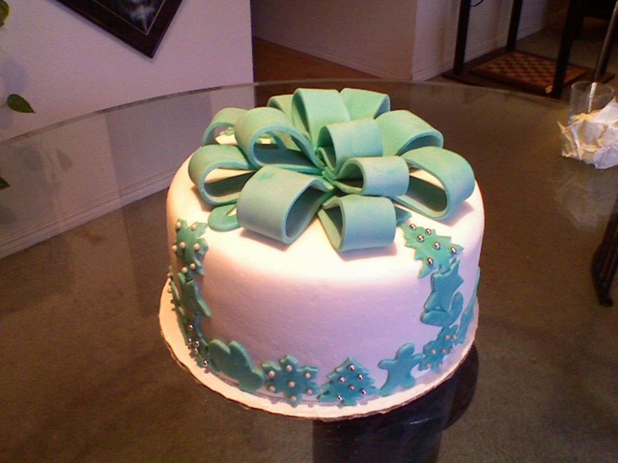Christmas Bow Cake - CakeCentral.com