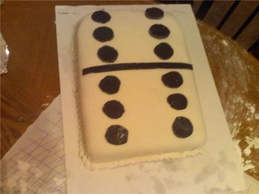 Domino - CakeCentral.com