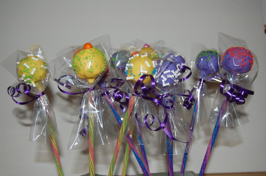 Cake Pops - Made To Match Scooby Doo Cake - CakeCentral.com