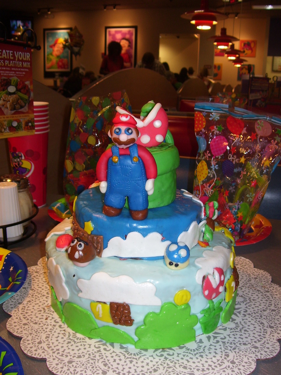 Mario Brother Nintendo - CakeCentral.com