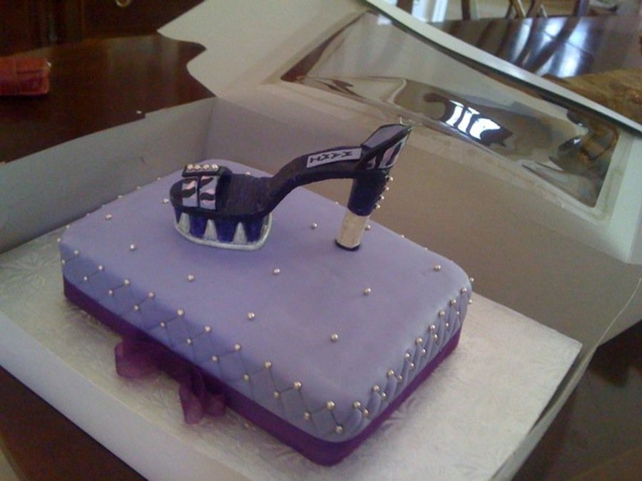 Purple Shoe Cake - CakeCentral.com