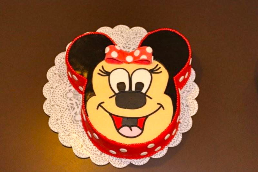Minnie Mouse - CakeCentral.com