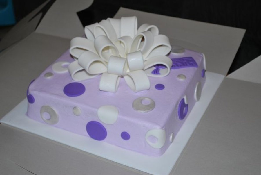Rhoda's Cake - CakeCentral.com