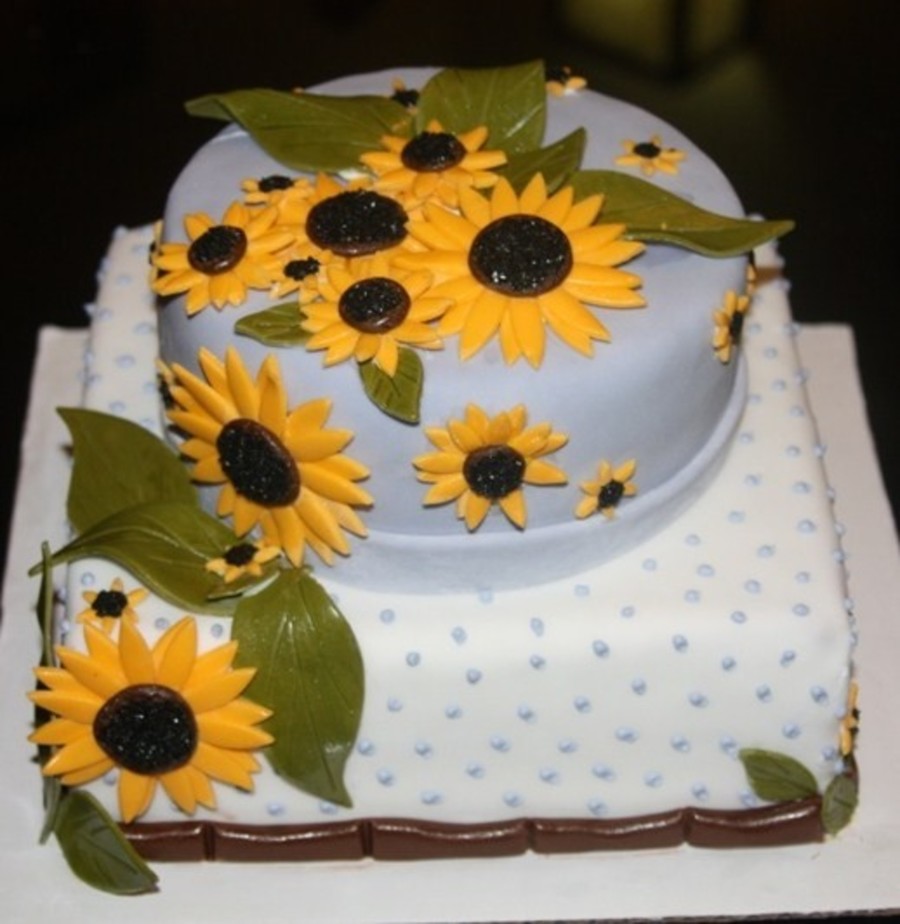 Sunflower Birthday Cake - CakeCentral.com