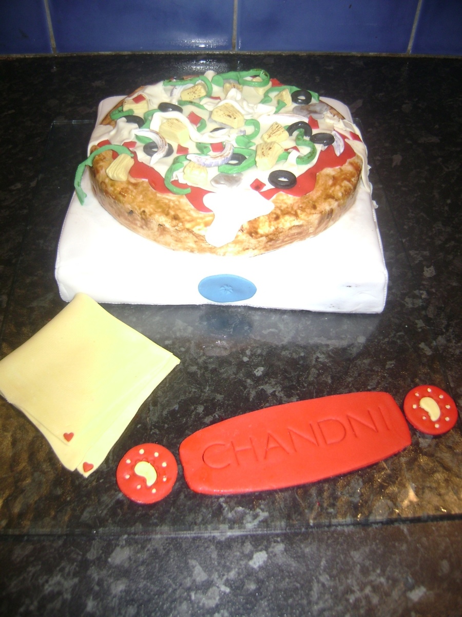 Pizza And Pizza Box Cake - CakeCentral.com