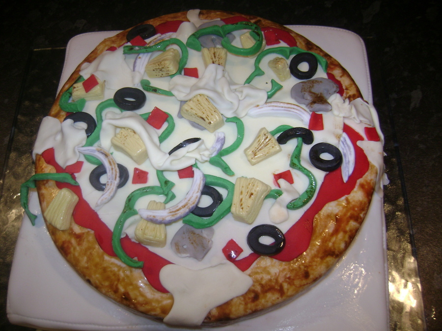 Pizza And Pizza Box Cake - CakeCentral.com