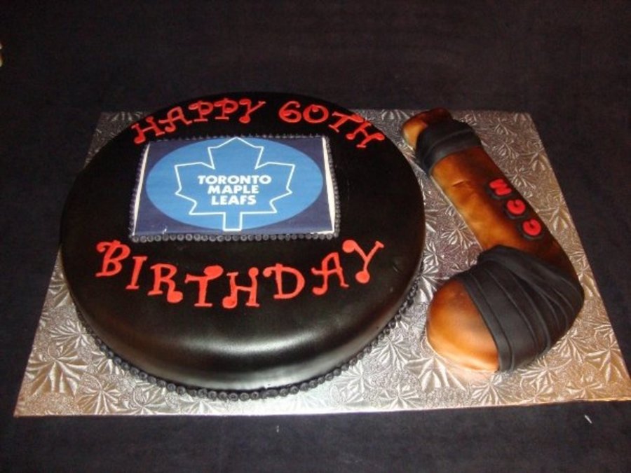 Toronto Maple Leaf Cake - CakeCentral.com