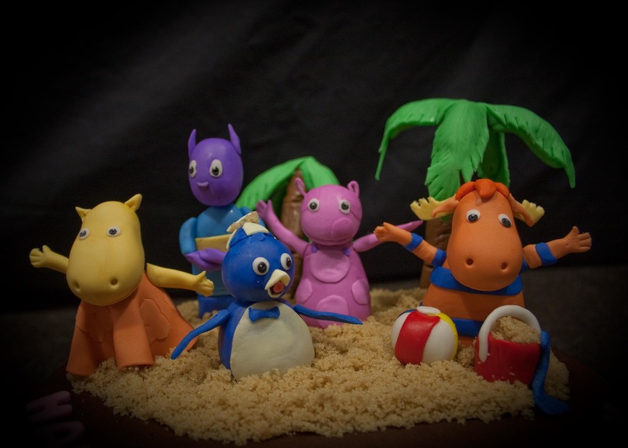 Backyardigans At The Beach - CakeCentral.com